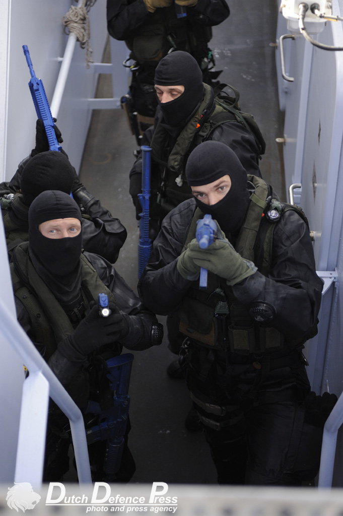 Terug naar het water - Dutch Defence Press