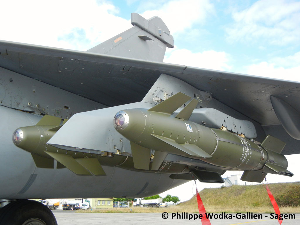Sagem AASM precision-guided air-to-ground munition goes laser - Dutch ...