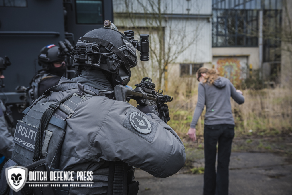 Dienst Speciale Interventies - Dutch Defence Press