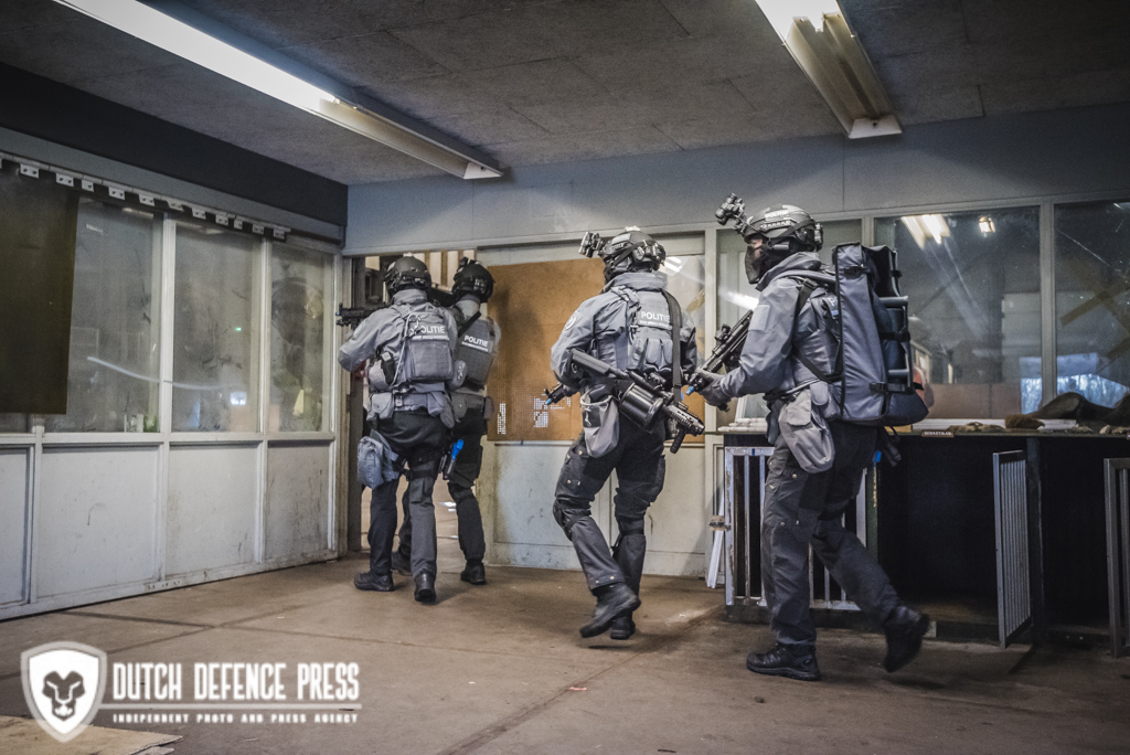 Dienst Speciale Interventies - Dutch Defence Press