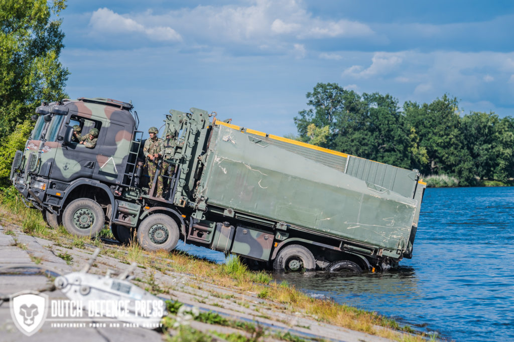 Vigorous Bison - Dutch Defence Press